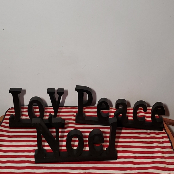 Holiday | Nice Set Of Wooden Signs | Poshmark